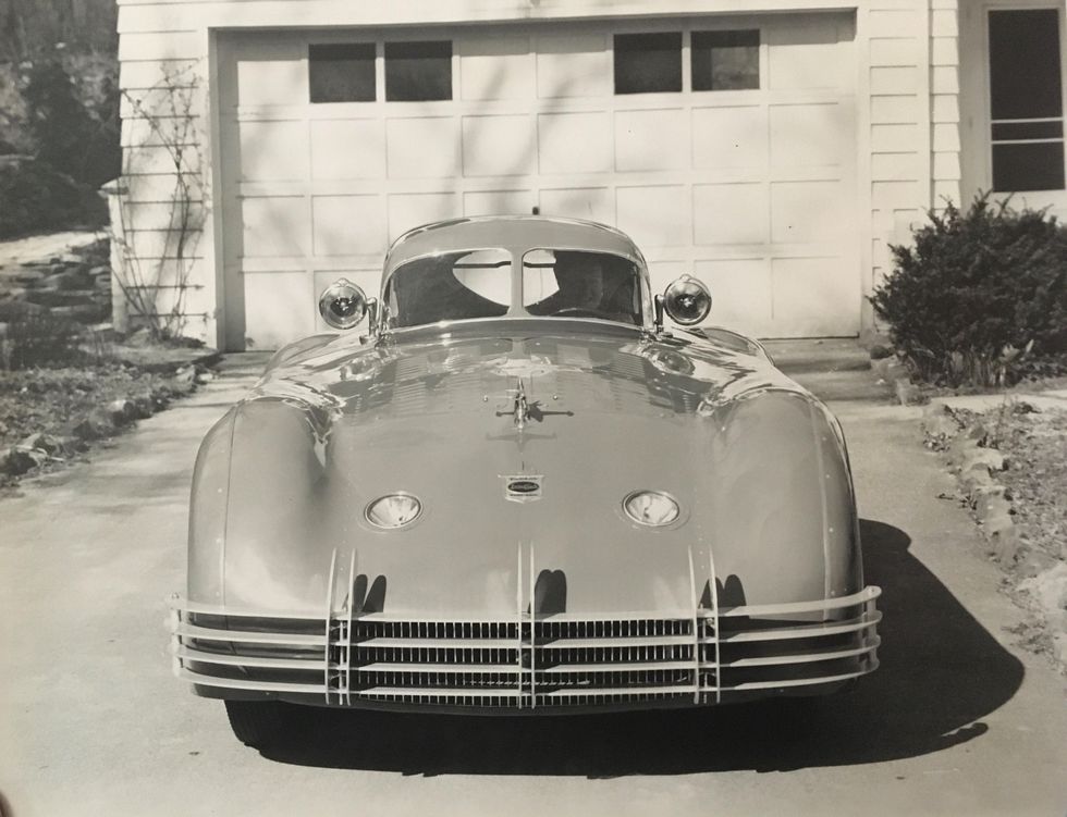To Resurrect the Legendary 1949 Fageol Supersonic, Two Different Cars ...