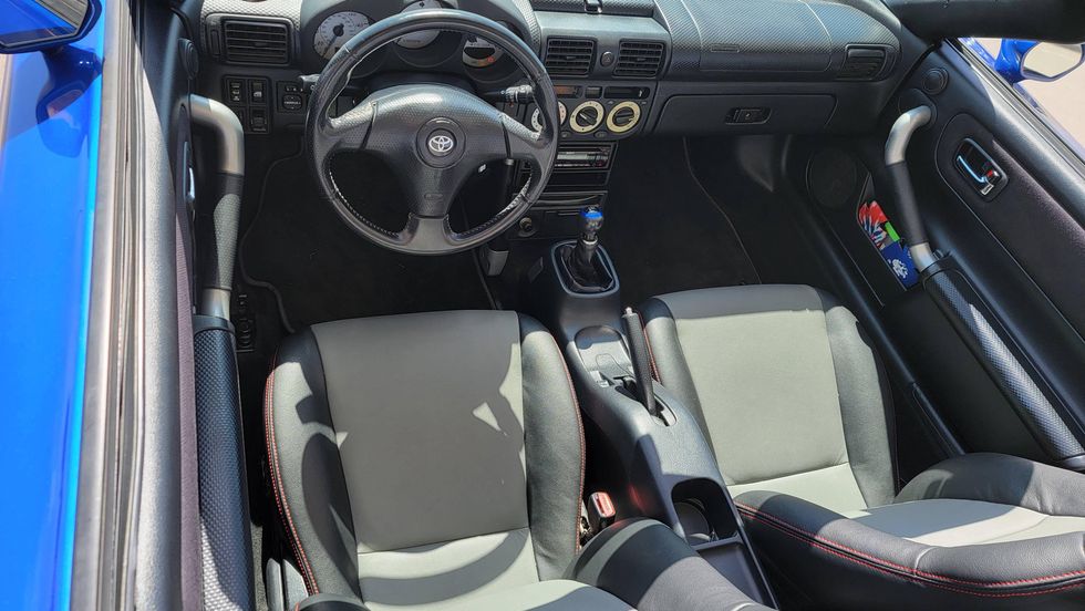 Mr2 Spyder Interior
