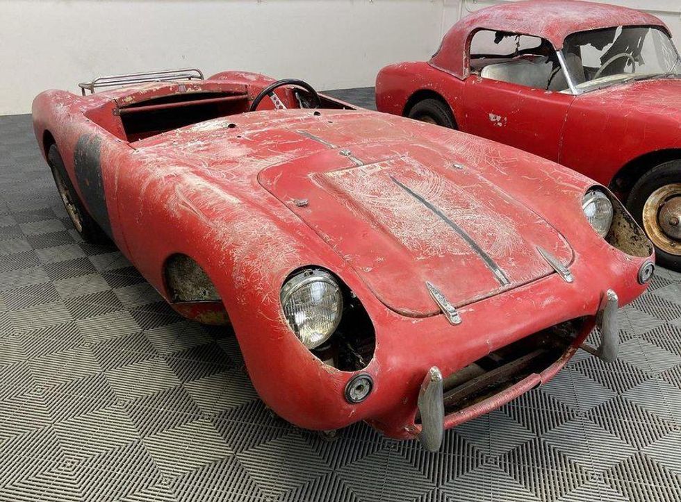Pair of Berkeley roadsters offers the potential to combine into one ...