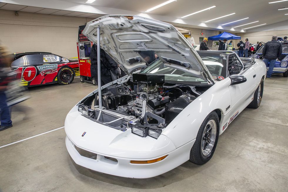 2023 Dragfest: A Winter Showcase of Vintage Race Cars and Nostalgic ...