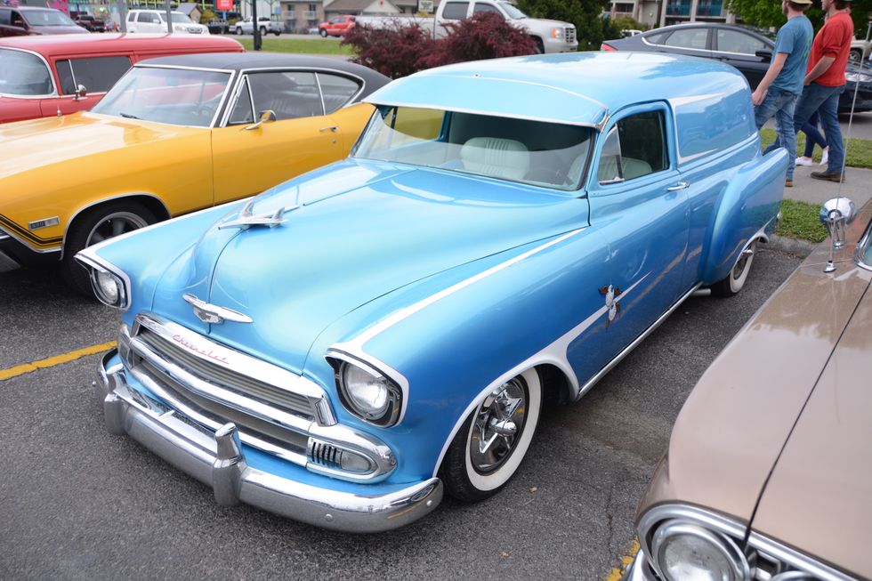 Cruising the Strip at the Spring 2023 Pigeon Forge Rod Run | Hemmings