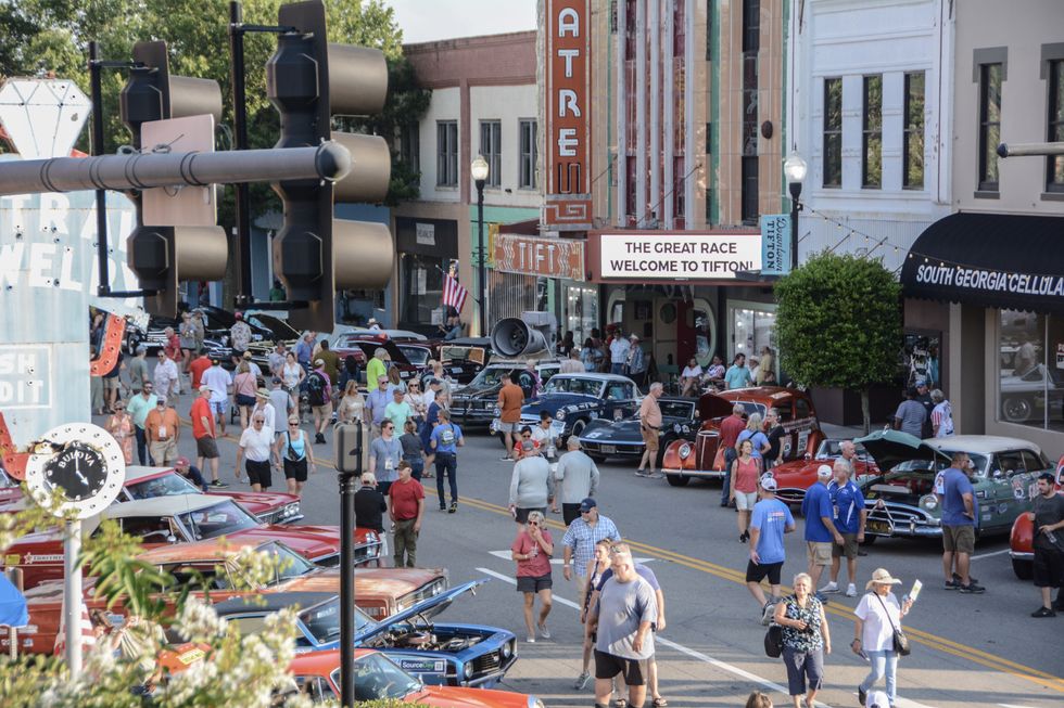 The 2023 Great Race Blasts Off From St. Augustine, Florida - Hemmings
