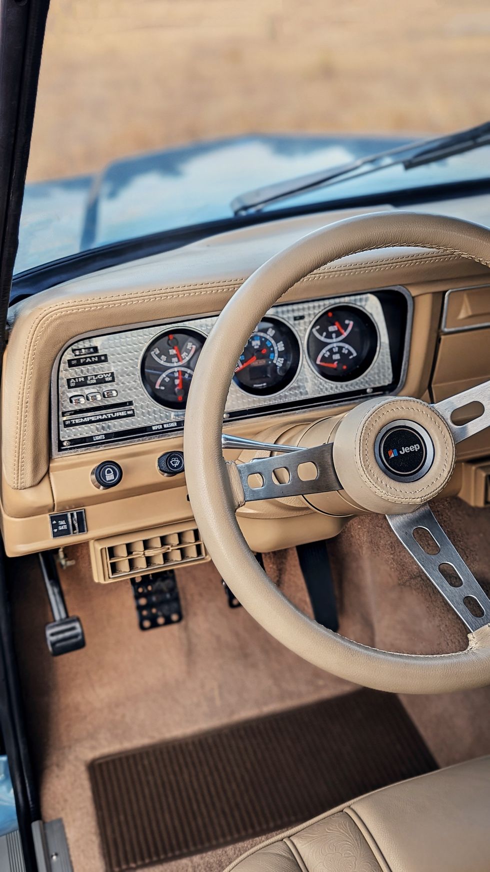 This Hemi-Powered 1975 Jeep Cherokee S Boasts 485 Horsepower and ...