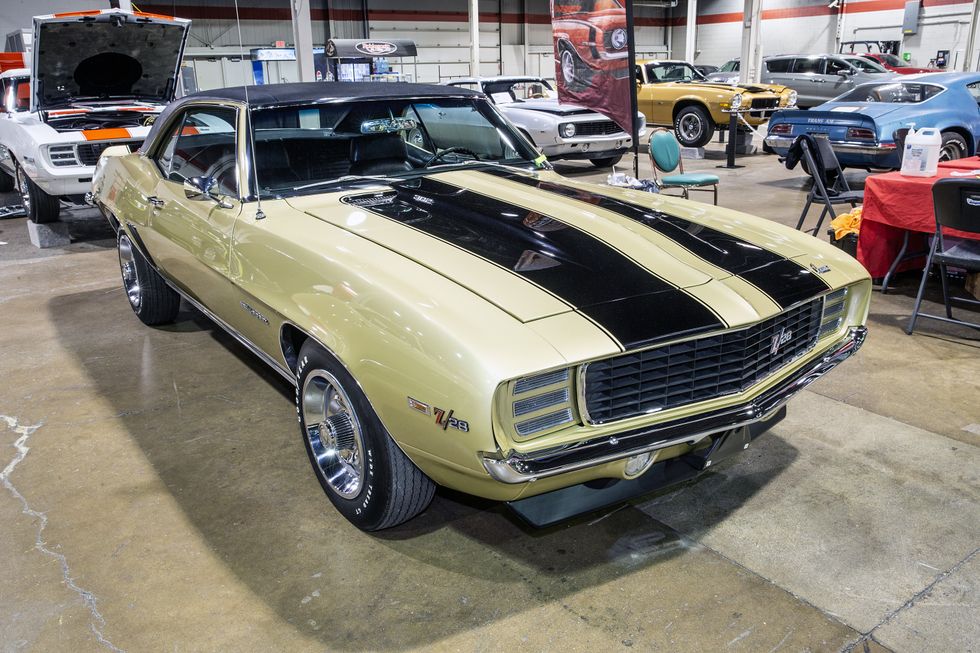 COPO, Custom, Z/28 and ZL-1: 25 Amazing Camaros from the 2023 Muscle ...