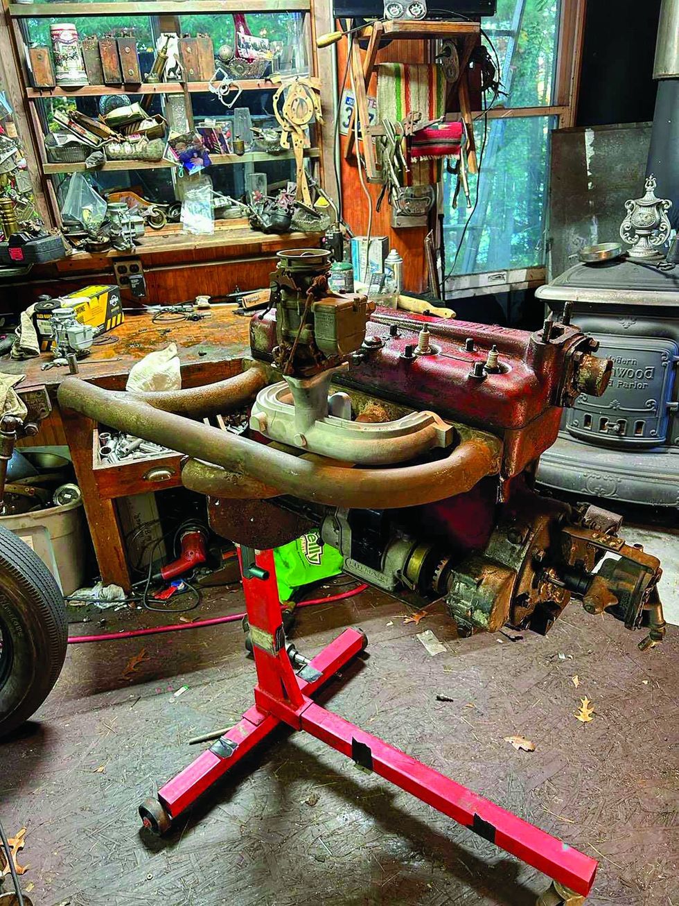 Take A Close Look At The Internals Of A 1930s Ford Model B Racing ...