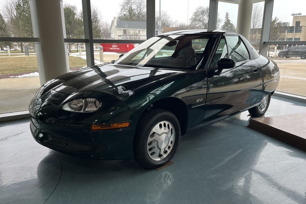How many GM EV1s still exist, and do any of them still run? - Hemmings