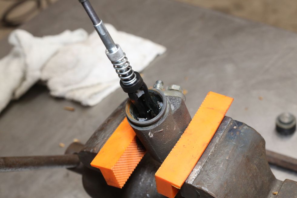 How To Rebuild A Drum Brake Wheel Cylinder - Hemmings