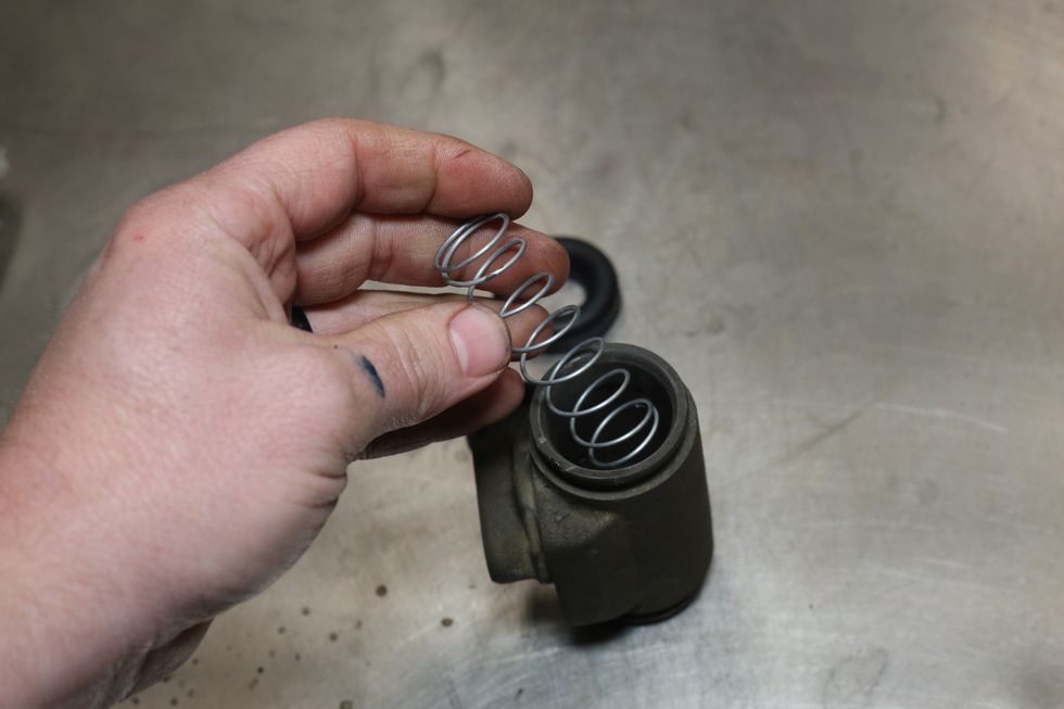 How To Rebuild A Drum Brake Wheel Cylinder - Hemmings