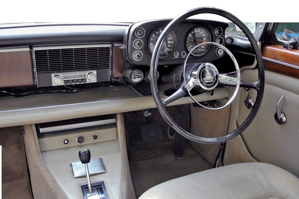 V8 Power Made Rover's Glamorous 3.5 Liter Coupé The Complete Package ...