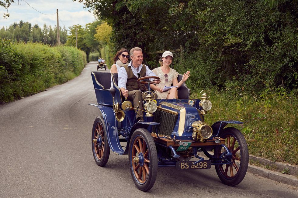Photo Gallery: Vintage Pre-1905 Pioneering Cars Rev Up for a Summer Run ...