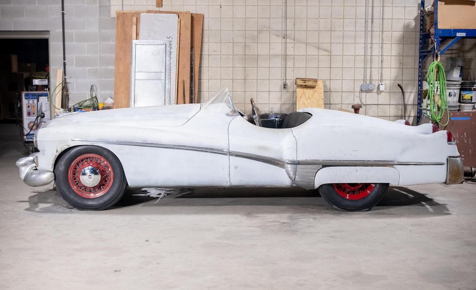 Under the Cadillac and Studebaker sheetmetal lies one of the few Full ...