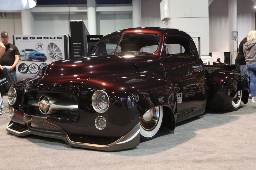 Widebody 1951 Studebaker pickup makes the most of fat-fender street rod ...