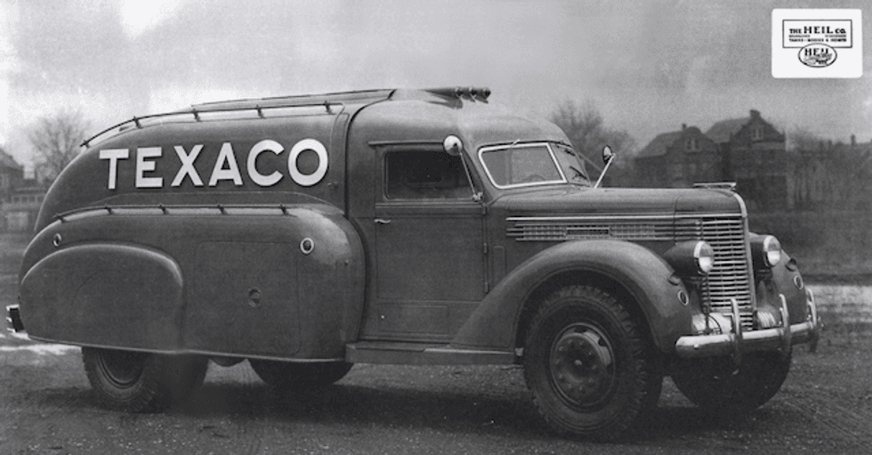Last known Texaco Diamond T restored - Hemmings