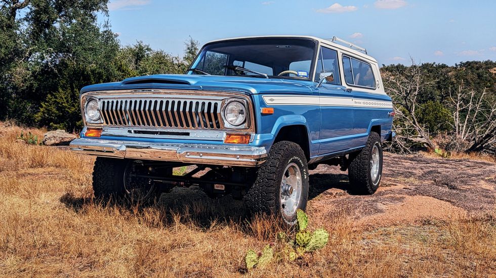 This Hemi-Powered 1975 Jeep Cherokee S Boasts 485 Horsepower and ...