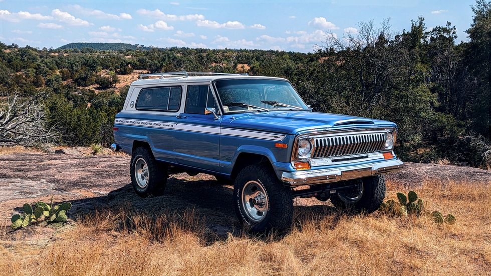 This Hemi-Powered 1975 Jeep Cherokee S Boasts 485 Horsepower and ...
