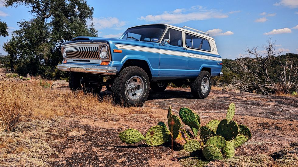 This Hemi-Powered 1975 Jeep Cherokee S Boasts 485 Horsepower and ...