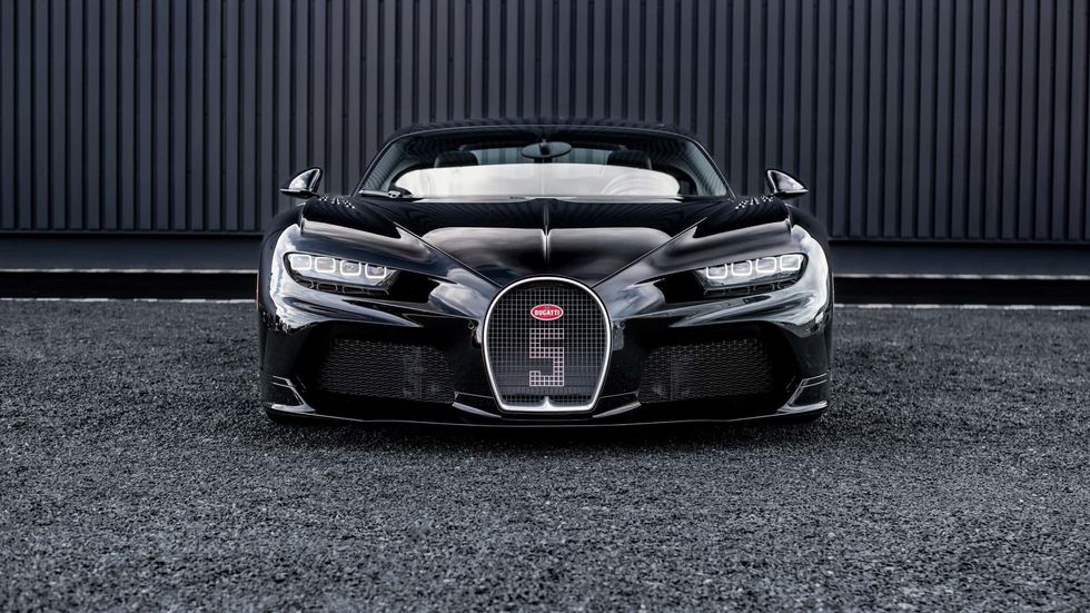 Custom Bugatti Chiron Super Sport Embraces Brand’s Vintage Le Mans Race ...
